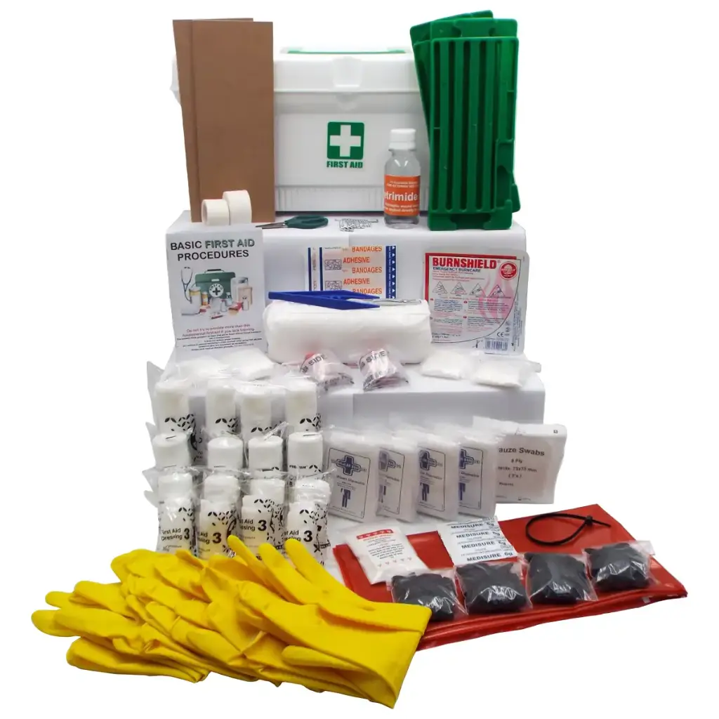 Regulation 7 First Aid Kit complete with Plastic First Aid Toolbox